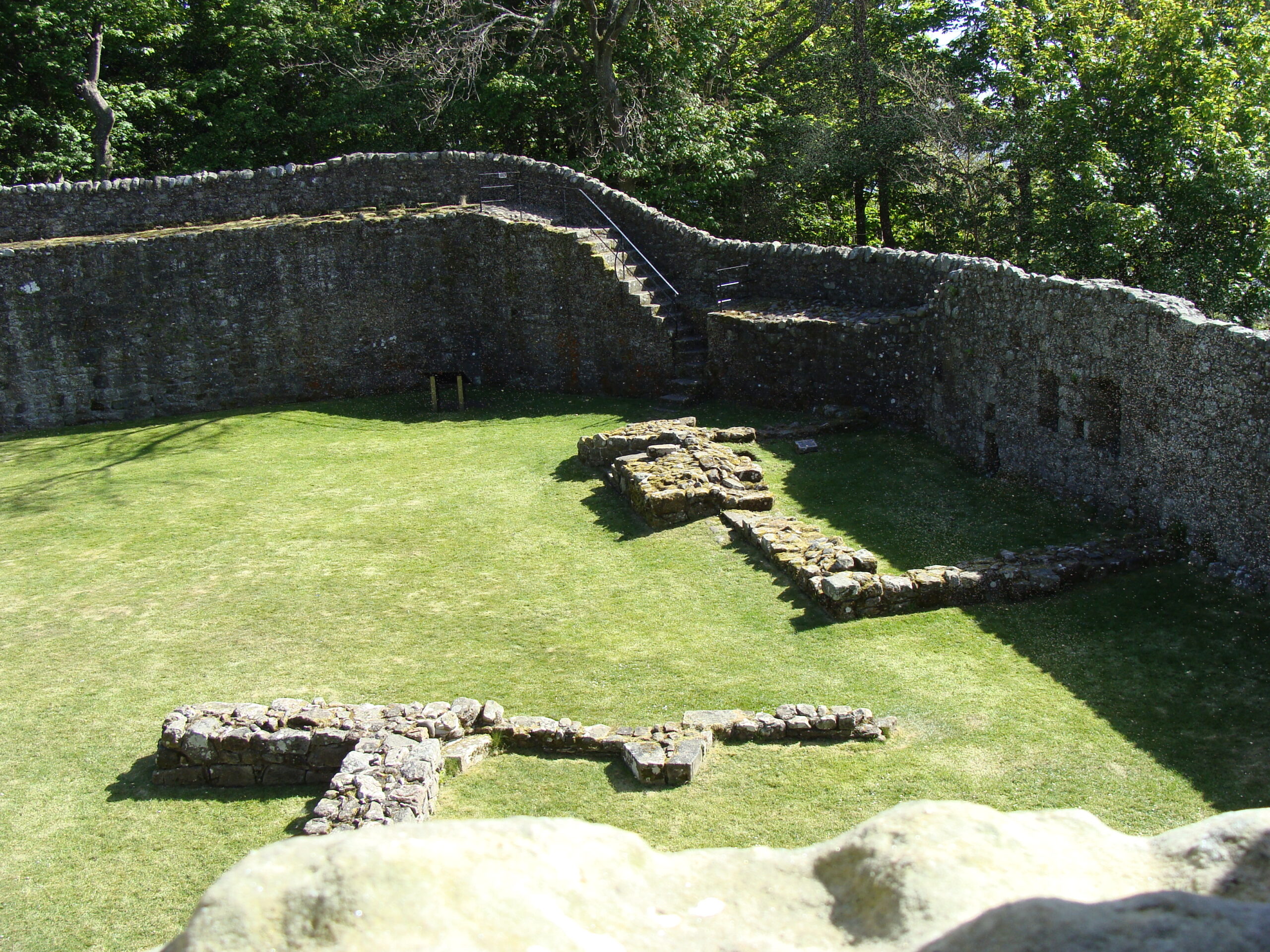 Scottish Castles Experience Day 4 – Ruthven Barracks, Dalwhinnie ...